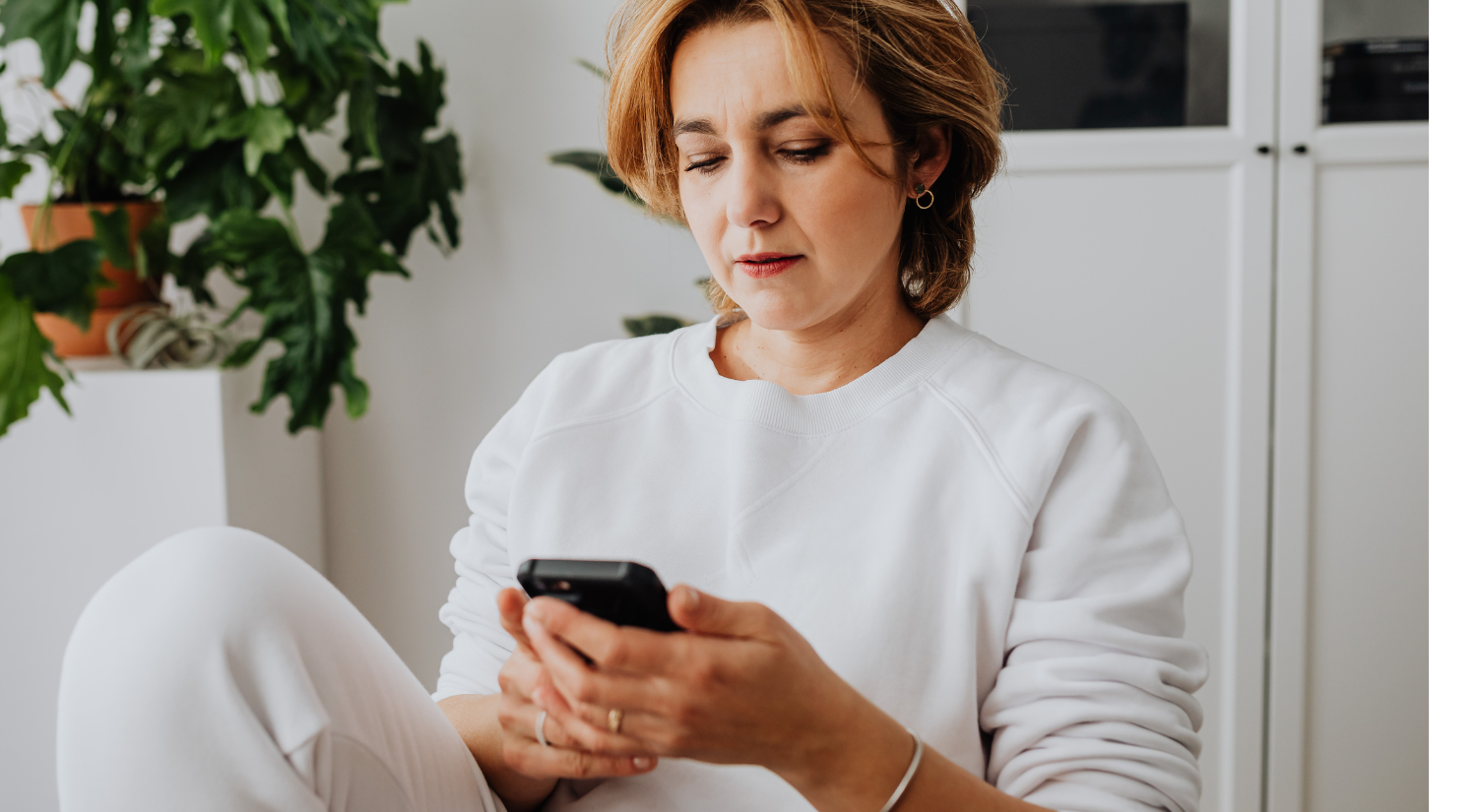 Are You A Doomsday Scroller?